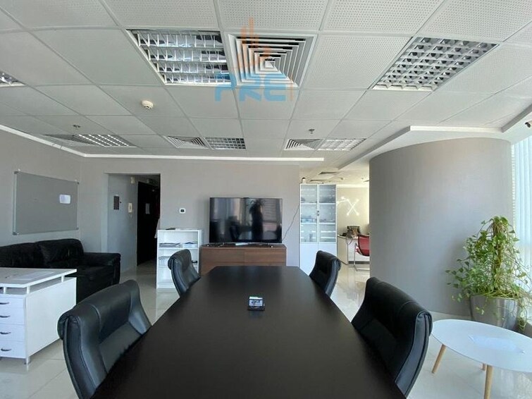 1023 Sq.Ft. Office Space for Sale in Fortune Tower, JLT Cluster C ...