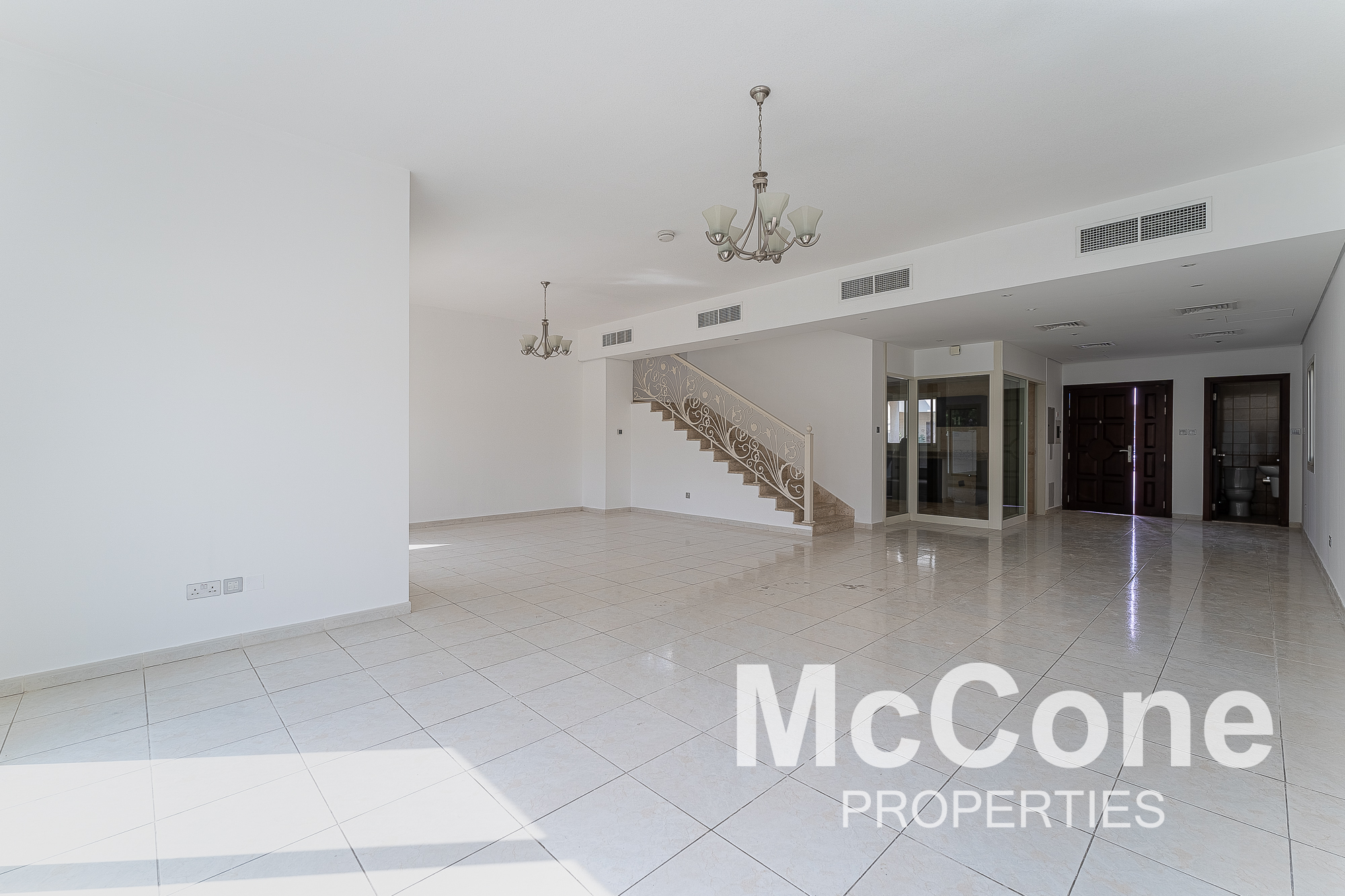 4 Bedroom 6134 Sq.Ft. Villa for Rent in Circle Villas, Jumeirah Village ...